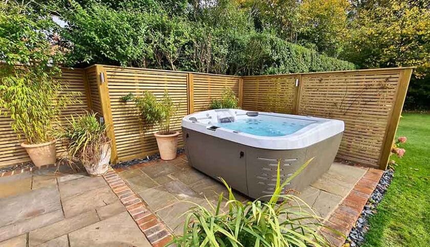 Jacuzzi Services - Create Your Outdoor Oasis | Sun Set Star Pool
